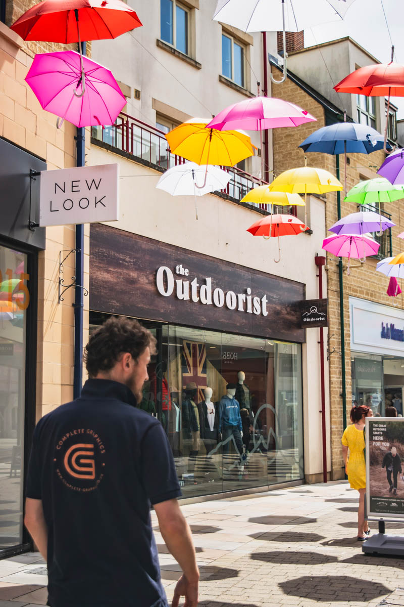 Vinyl Wall Wrapping Services - Complete Graphics Oxfordshire